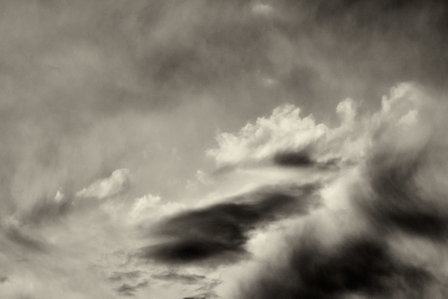 lens-artists photo challenge: cropping the shot – a meditative journey