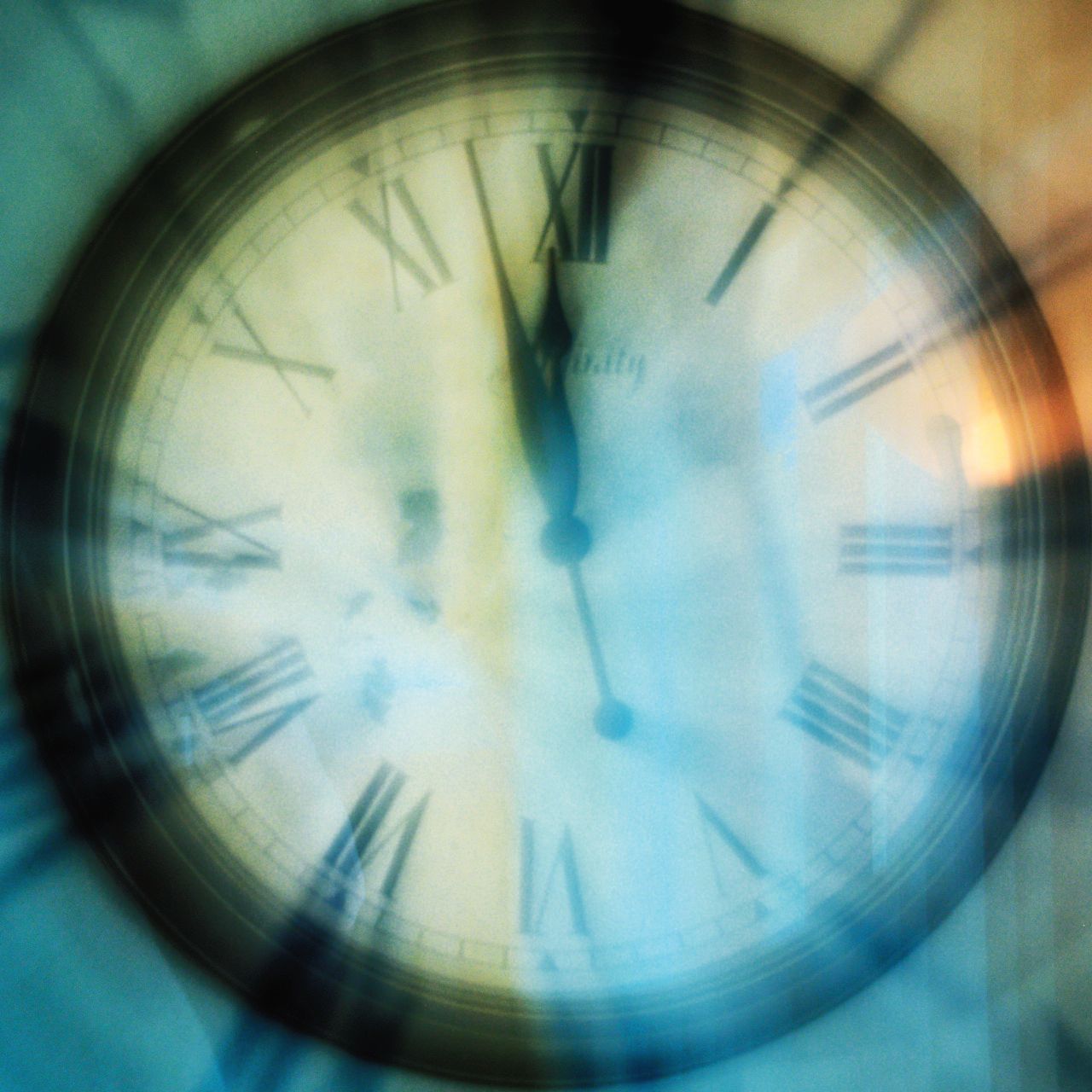 lens-artists: zooming – a meditative journey